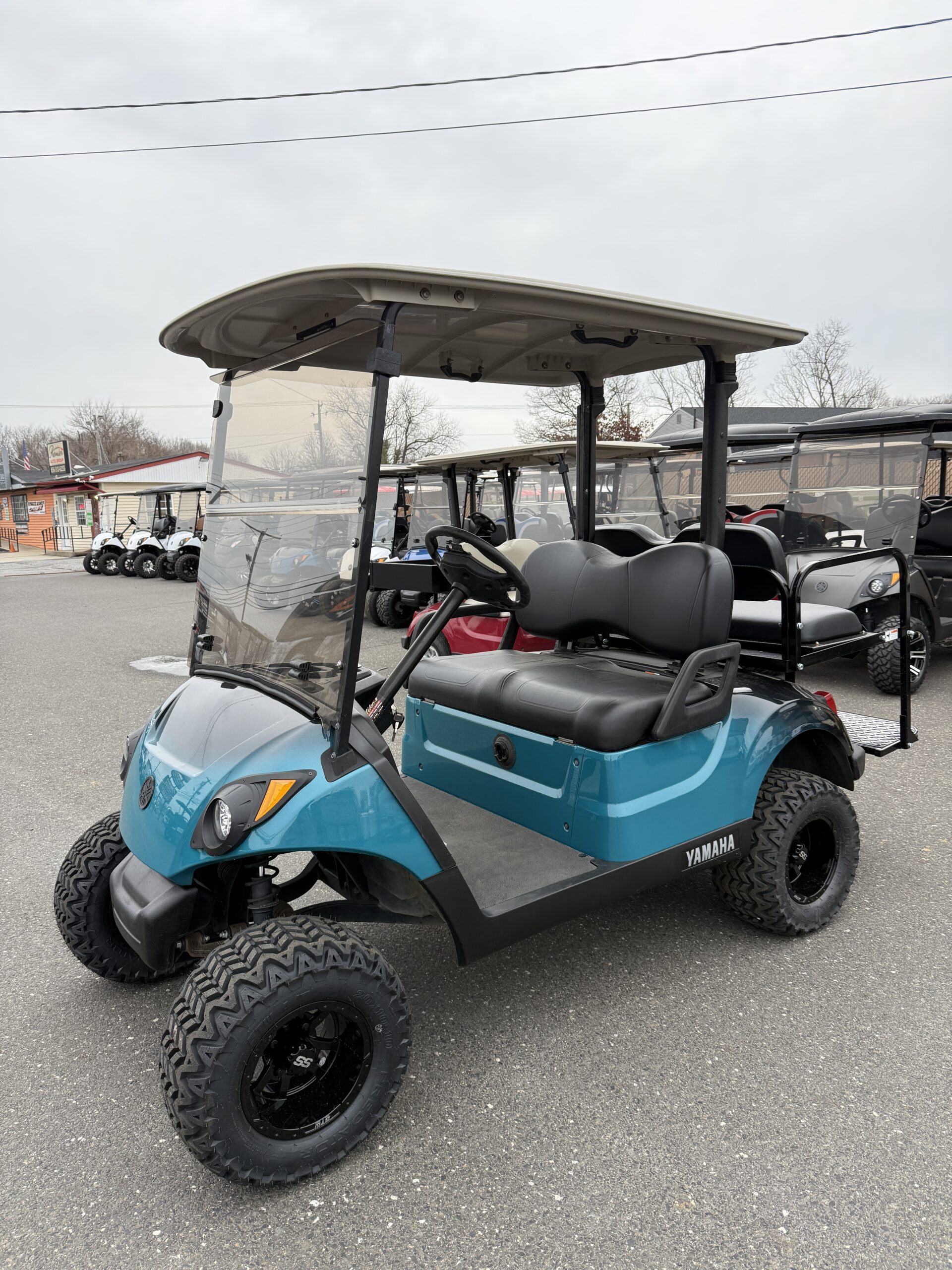 2018 Yamaha Drive2 48 volt electric custom golf cart, 3" lift, Teal ...